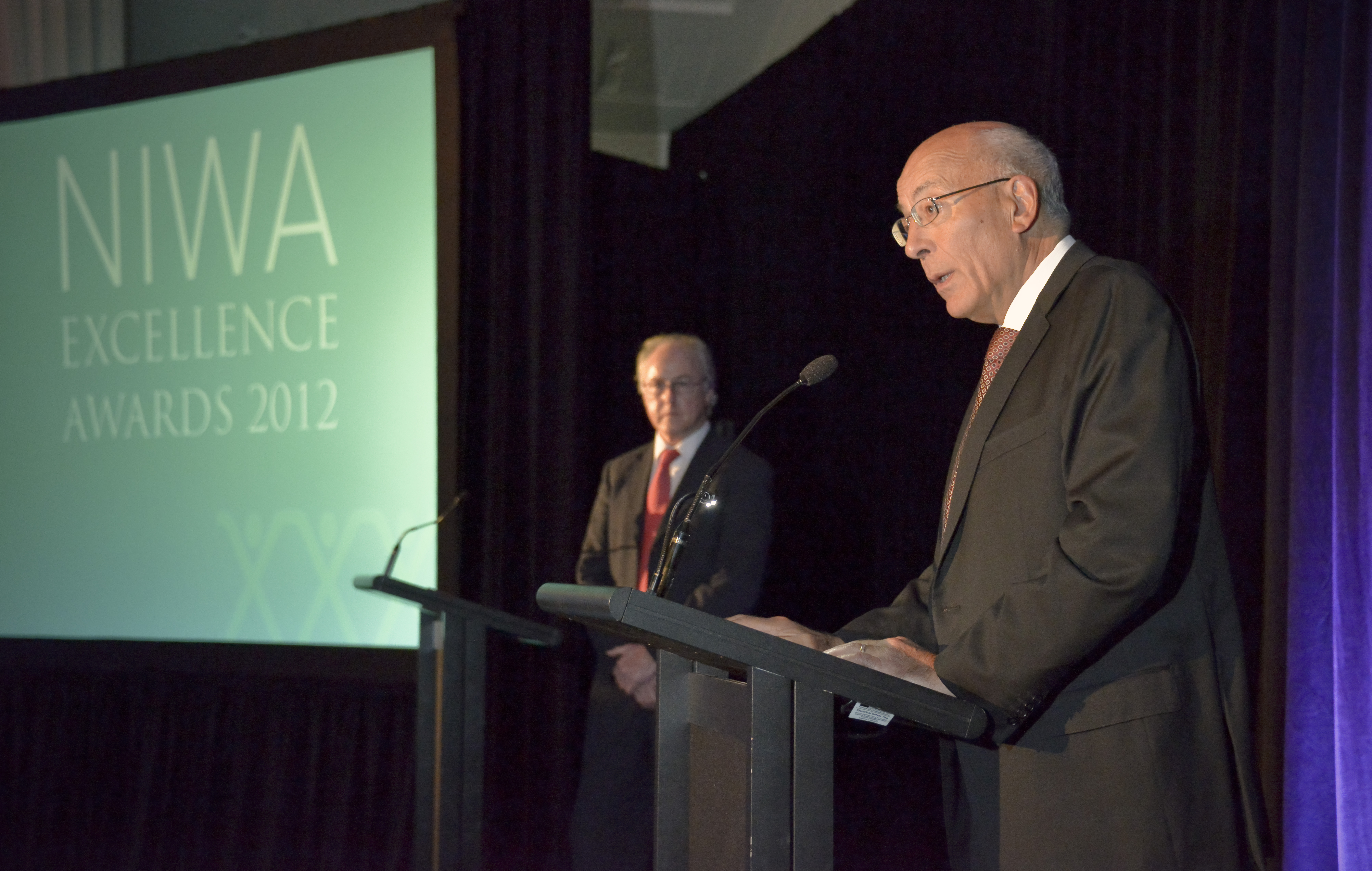 NIWA chairman Chris Mace, Excellence Awards 2012 | Earth Sciences New ...