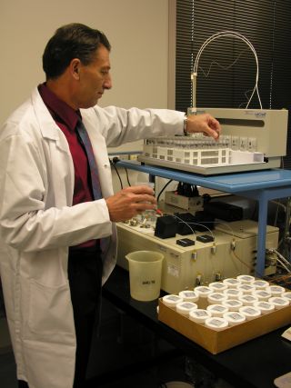 Graham Bryers analyses water quality samples | Earth Sciences New ...
