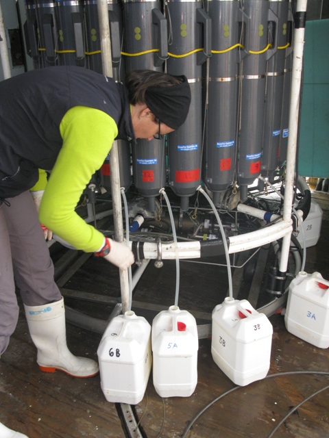 Aitana Forcen sampling the CTD during TAN1106 voyage. | Earth Sciences ...